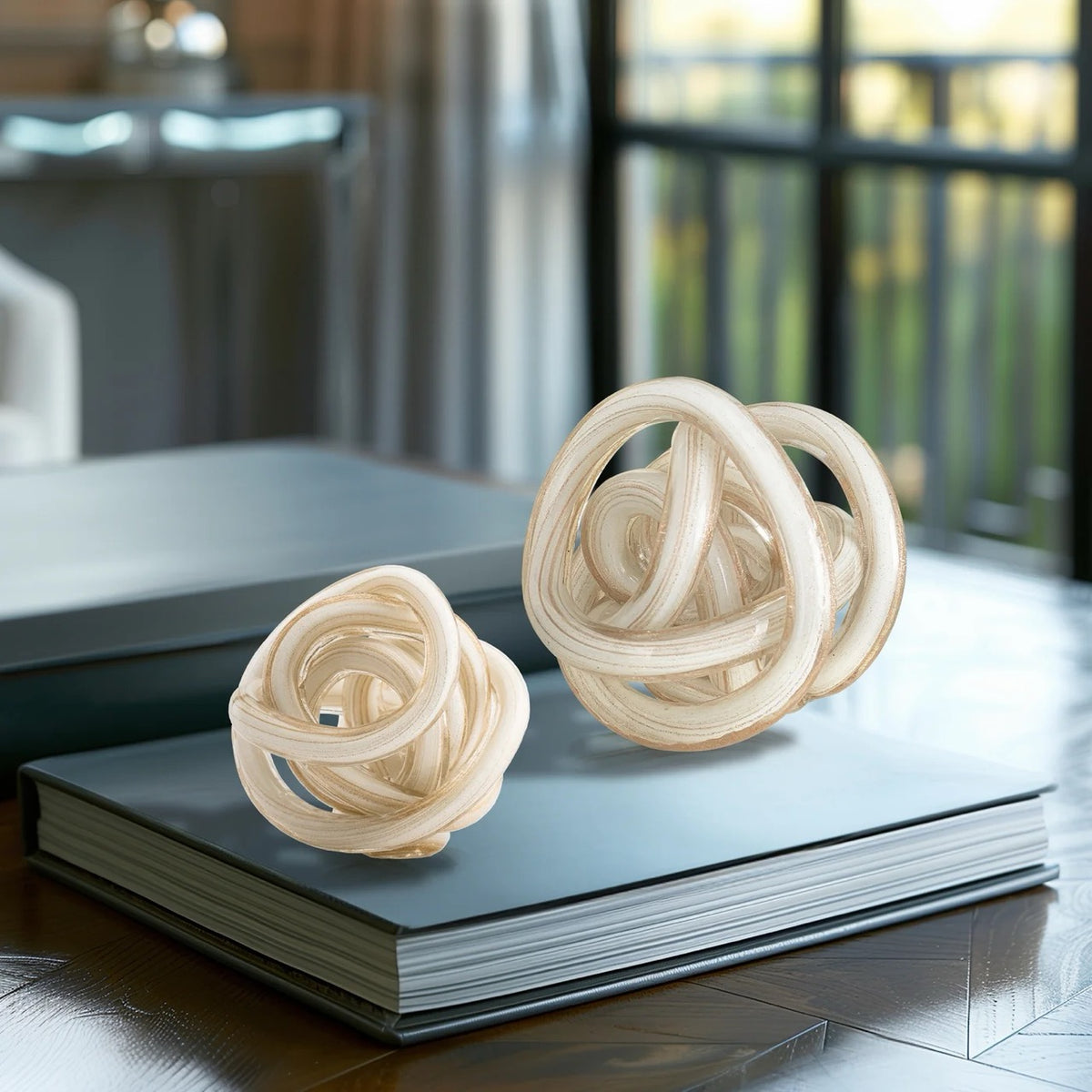 Orbit Glass Knot 3” – ThingzContemporary